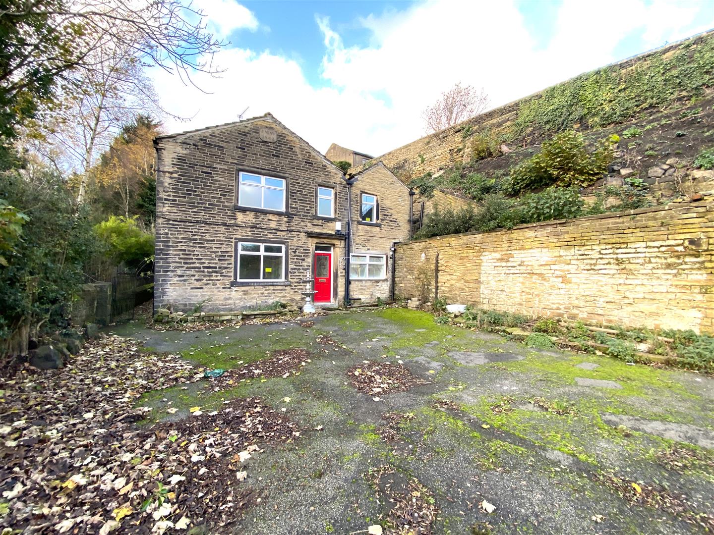 Houses and flats to let in Bradford | Hamilton Bower